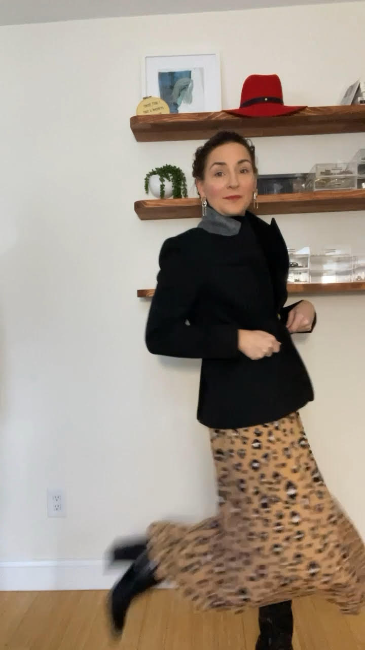 One Dress, Endless Looks : Hanna Lee Style